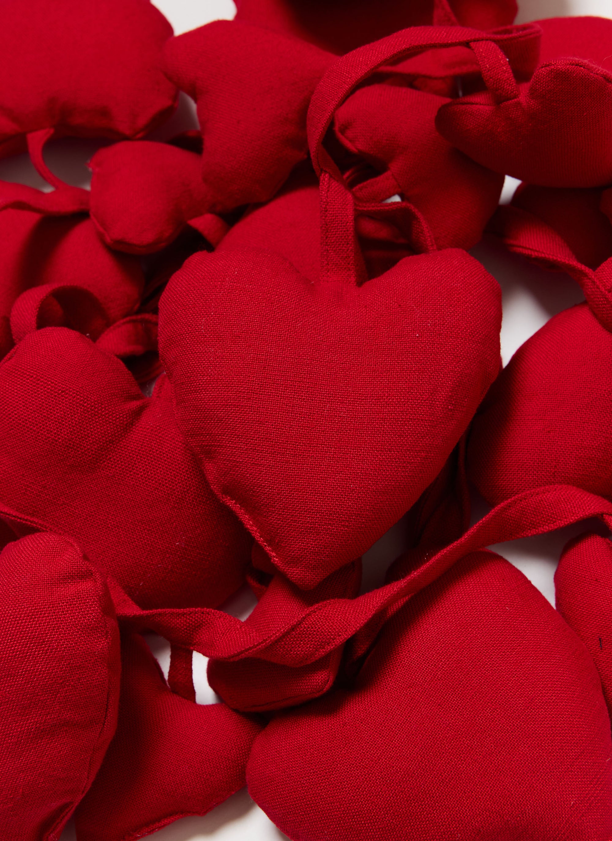 SOLID - Red Hearts Garland – Heather Taylor Home