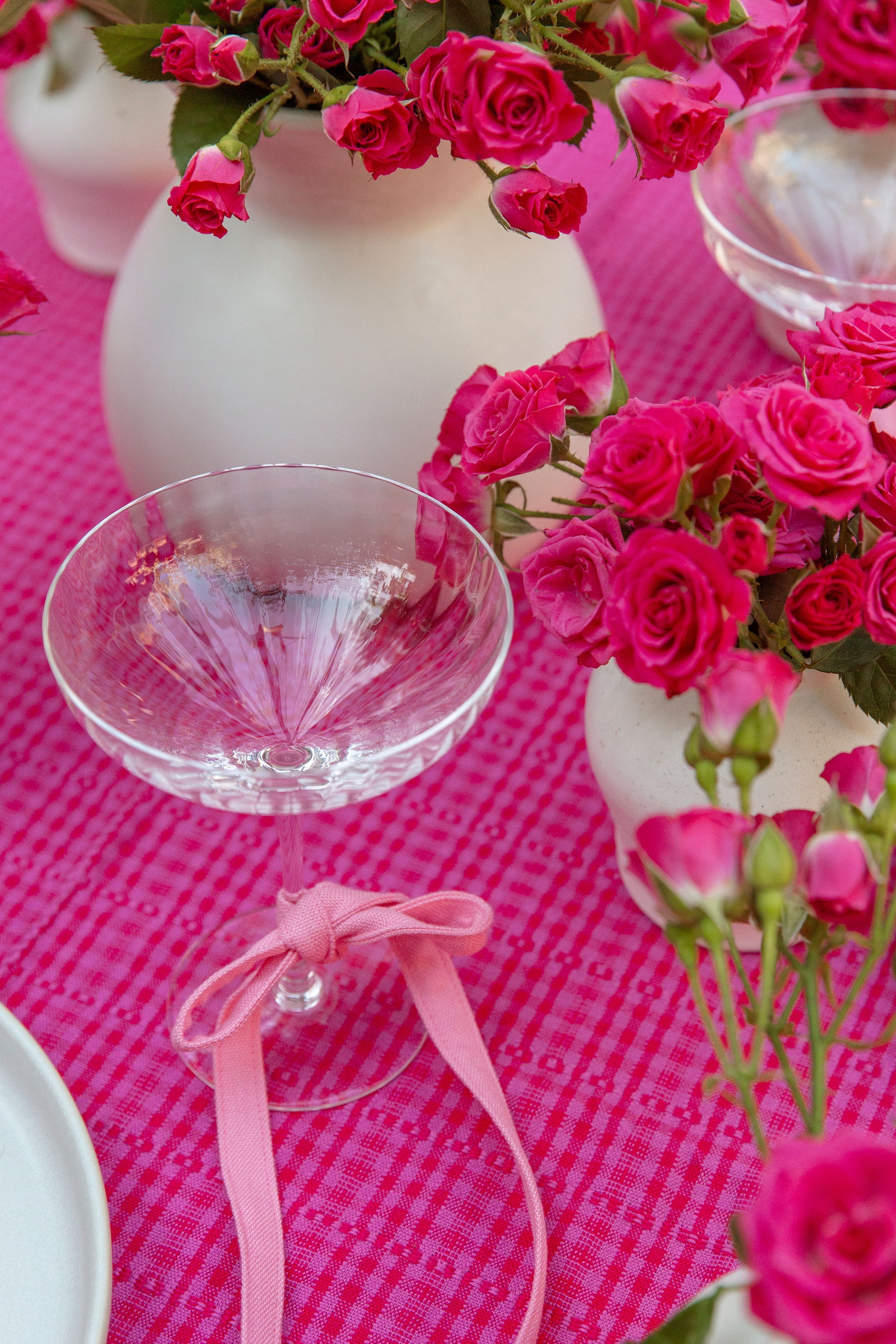 SOHO - Two Toned Fuchsia Tablecloth – Heather Taylor Home